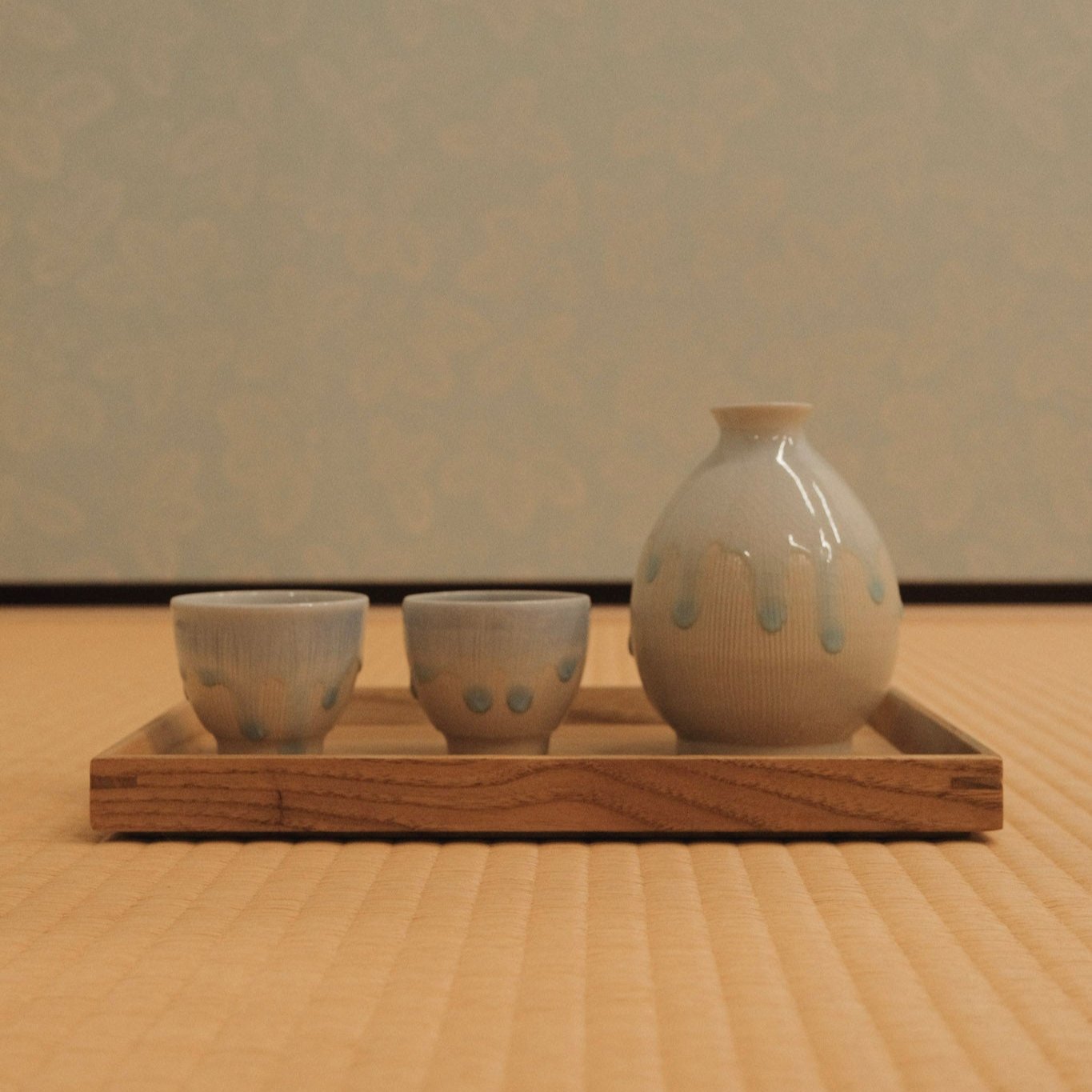 Sake container & cup | Dainichi-gama – Simply Native